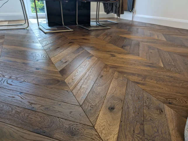 Chevron Antique Double Smoked Oak 90 x 4/16 x 510mm