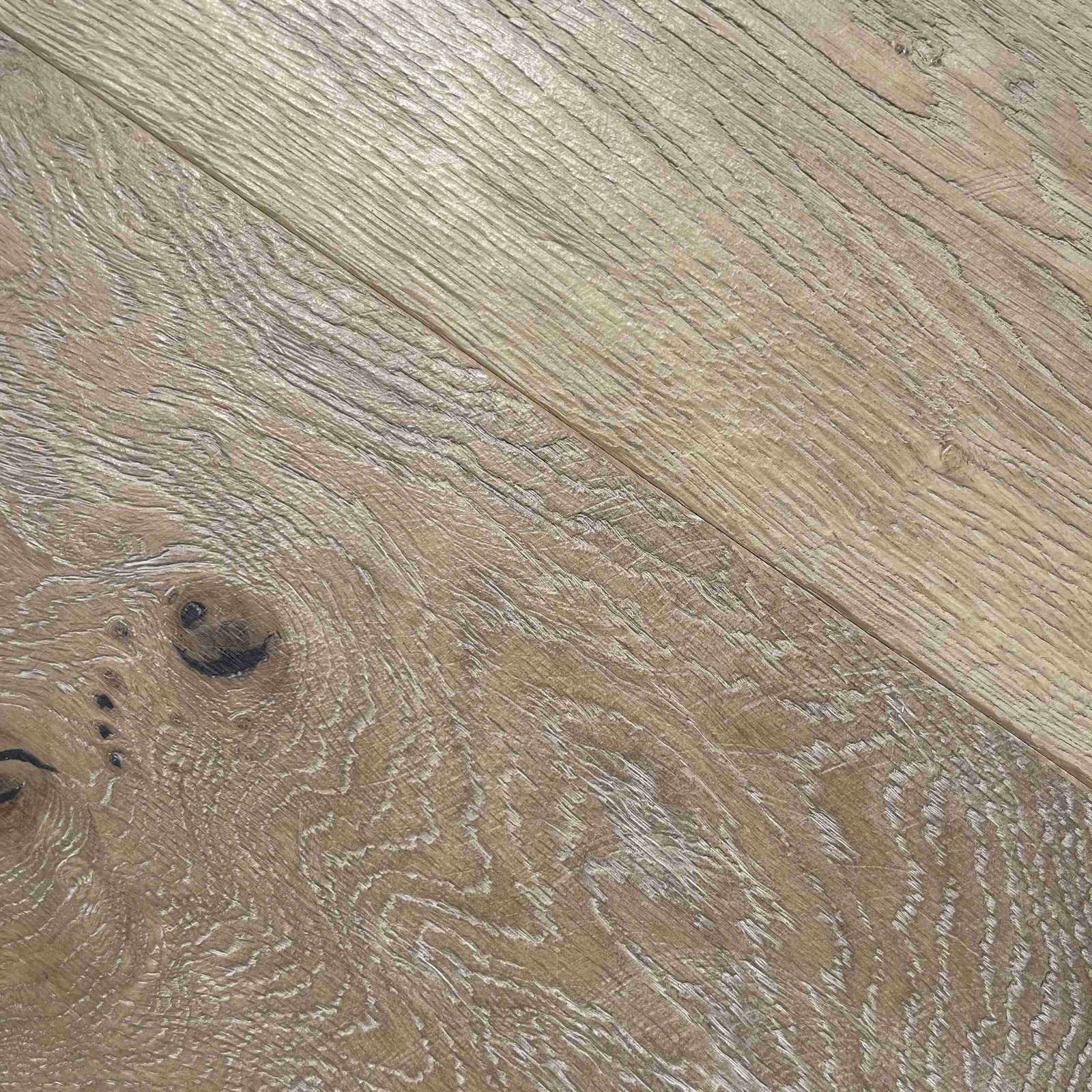 White Vintage Oak Distressed Hard Wax Oiled Flooring