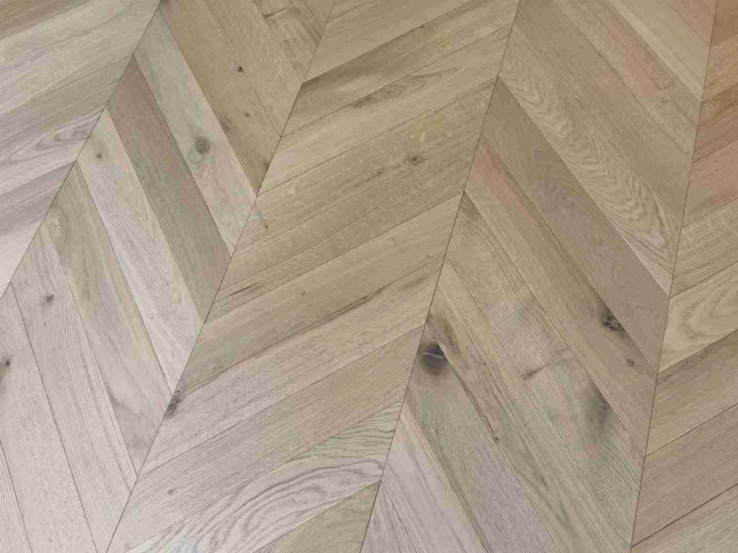 Chevron Natural Oak UV Oiled Flooring 90 x 3/14 x 510mm